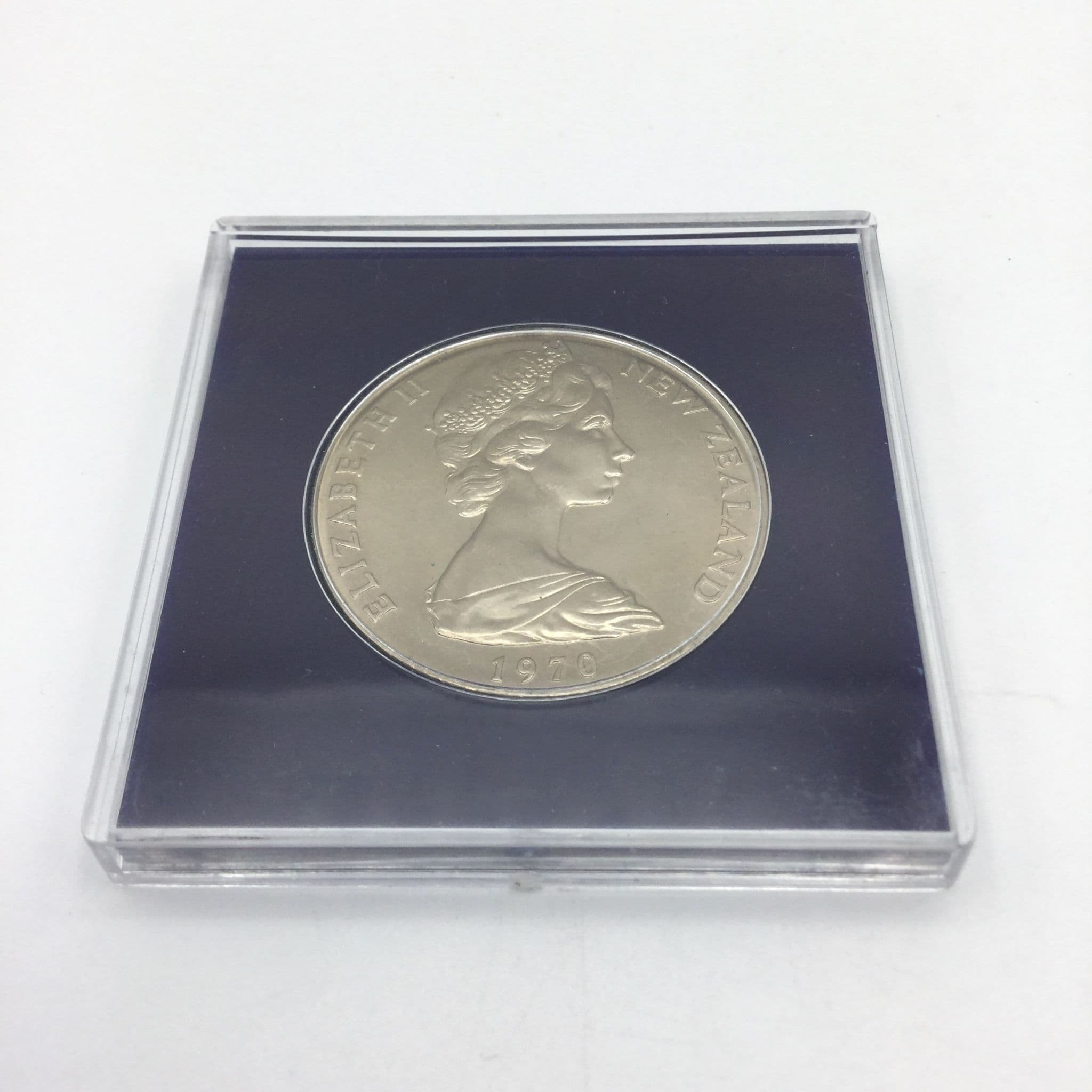 1970 Cook Islands Commemorative Dollar Coin – Beeches Vintage