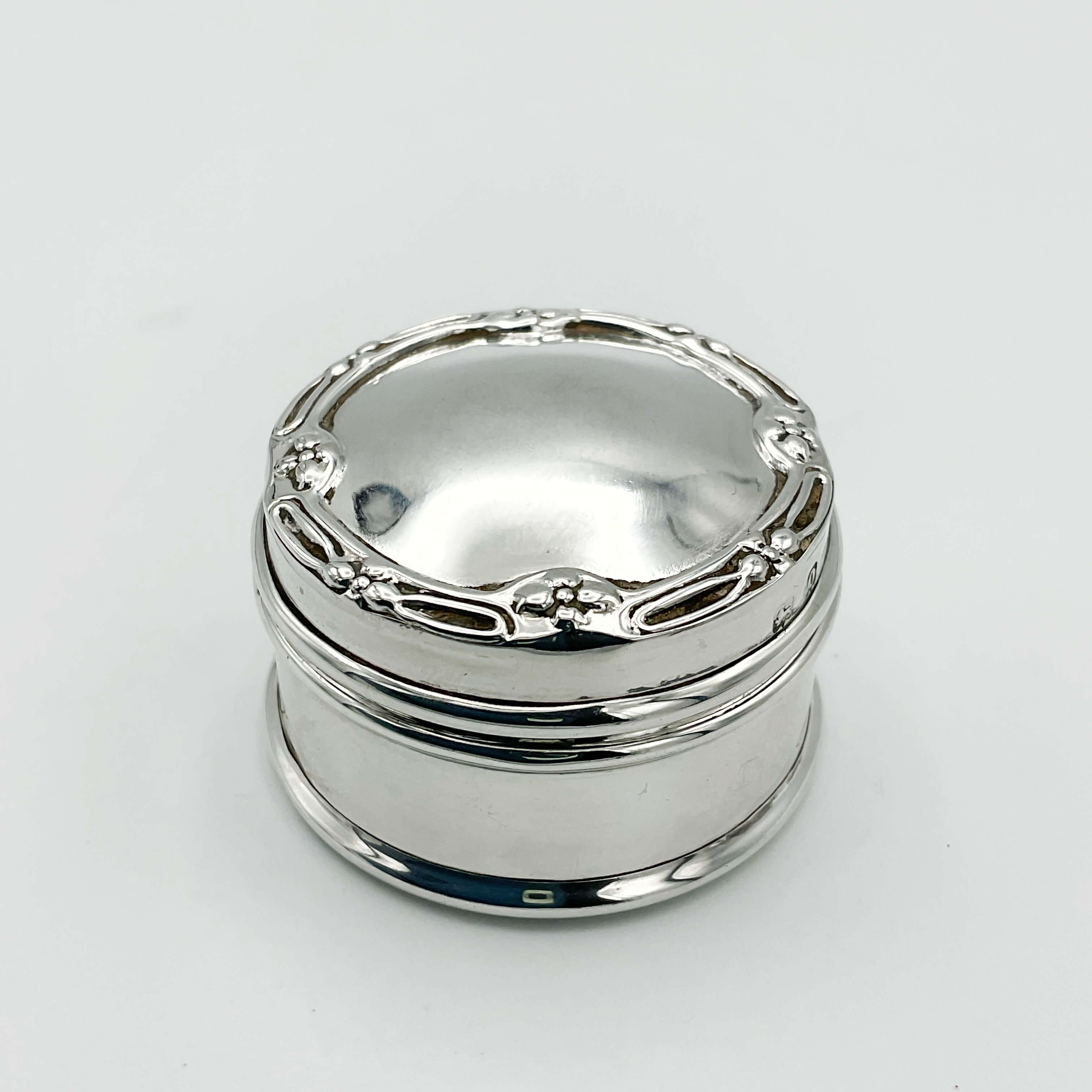Antique 1913 Sterling Silver Pill Box – Beeches Vintage
